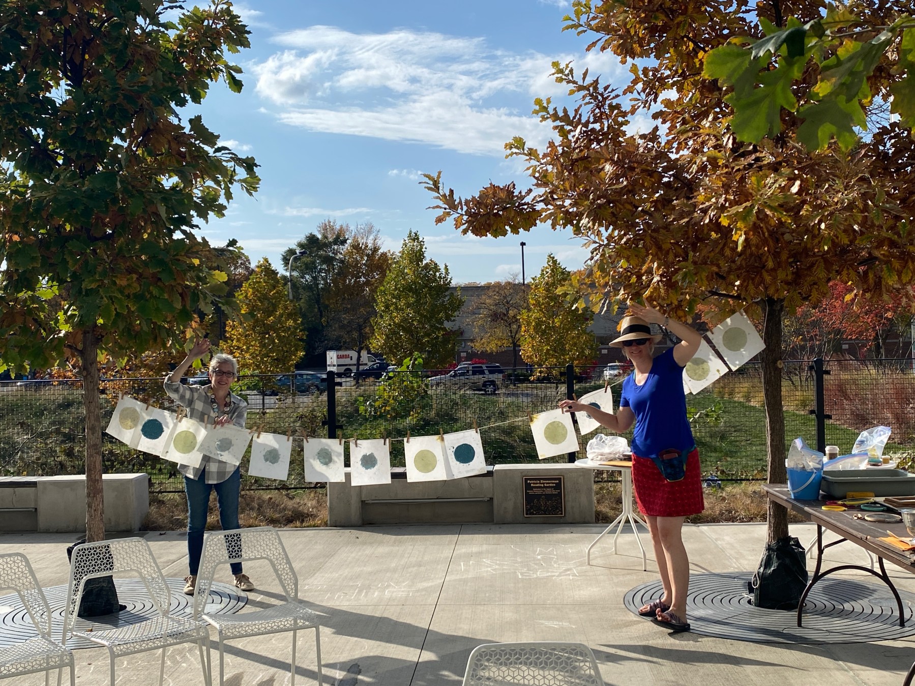 Papermaking in the Reading Garden – Treewhispers